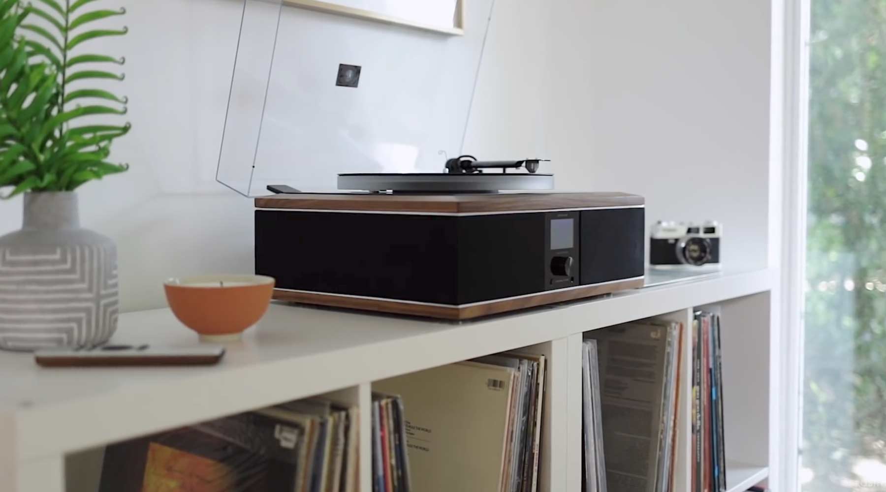 Model-One in "Hifi in Small Spaces" Video - Andover Audio