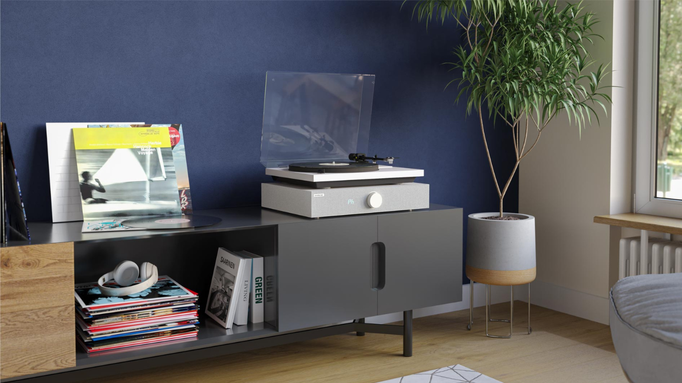 Guide to Spinning Vinyl Records for Beginners - Andover Audio