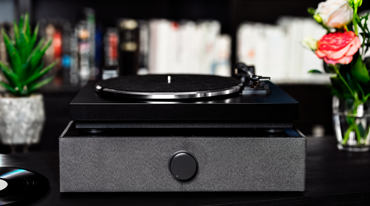 Audio Equipment Company Massachusetts -Turntable For Music Enthusiasts